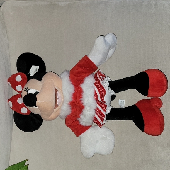 Disney | Toys | Minnie Mouse Disney Store 20 Plush Toy 18 Tall | Poshmark